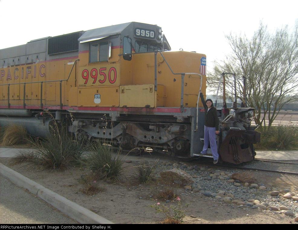 Me with the Huge UP #9950 engine
